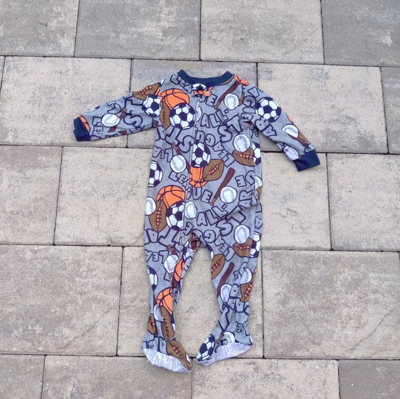 OshKosh B'gosh | Pajamas | Sport Logo Footed Pajamas | Poshmark
